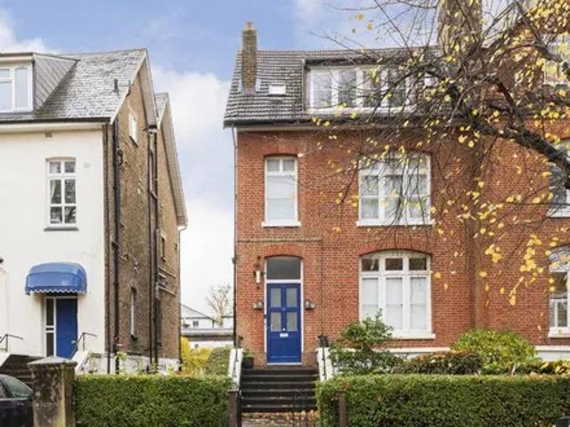 7 Acol Road, London, NW6 3AA, United Kingdom | 3 bed apartment for rent #111657668 | Rentberry
