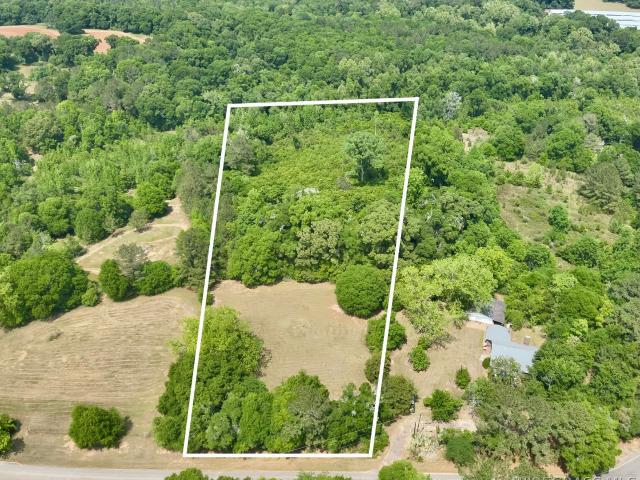 7+/ Acres County Road 40