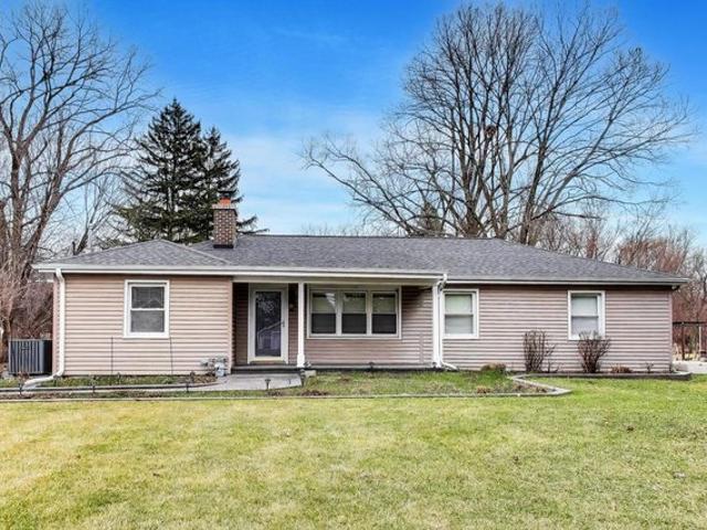 7 Alton Rd, Prospect Heights, IL 60070