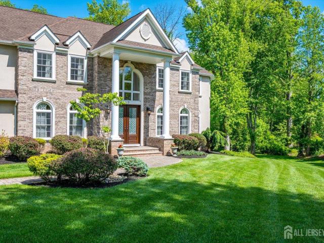 7 Alton Way