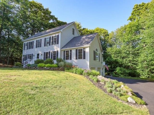 7 Anna Lisa Way, Nottingham, NH 03290