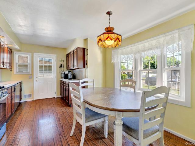 7 Applewood Road