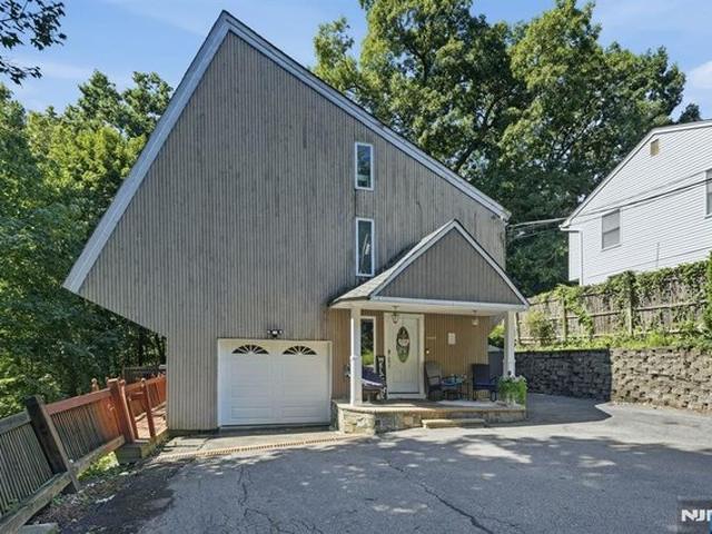 7 Arcata Pl, Ringwood, NJ 07456