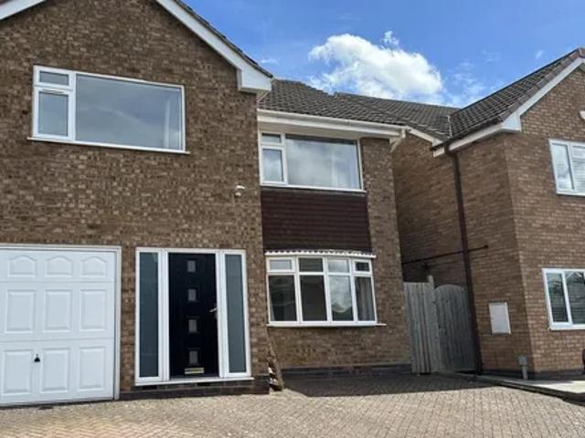 7 Arlescote Close, Little Sutton, B75 5AJ, United Kingdom | 4 bed house for rent #123043420 | Rentberry