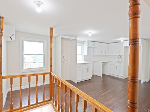 7 Ash Street