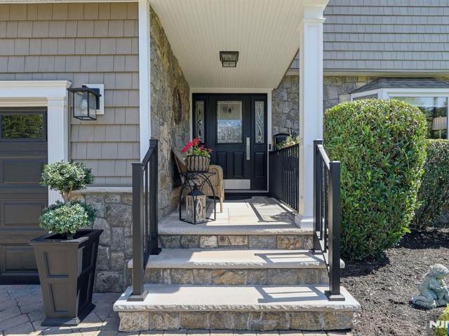 7 Asmus Road