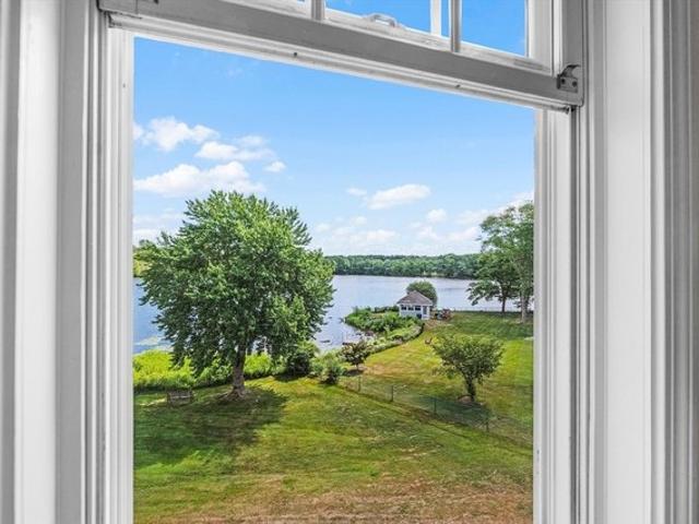 7 Assinippi Ave Unit 214, Norwell, MA 02061