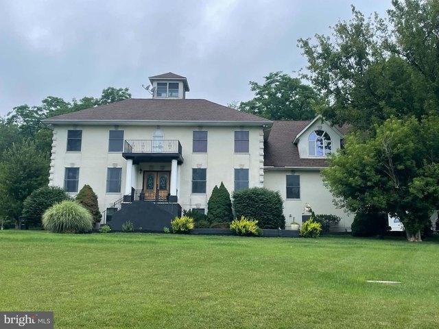 7B Heritage Farm Dr, New Freedom, PA 17349