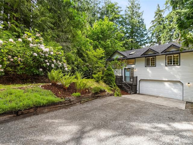 7 B Plum Lane
