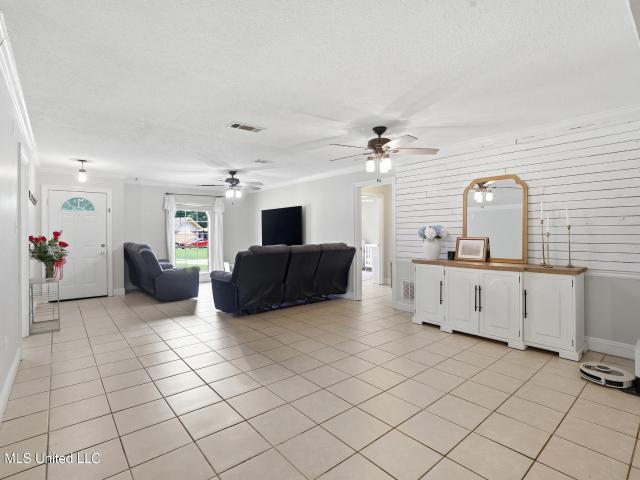 7 Banebury Cove