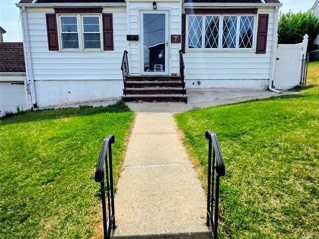 7 Barnard Place