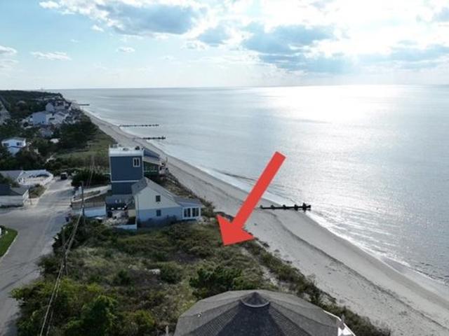 7 Beach Ave, Villas, NJ 08251