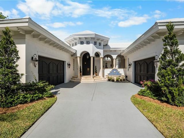 7 Beachside Dr, Vero Beach, FL 32963