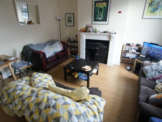 7 Bed Woodsley Road, Hyde Park, Leeds