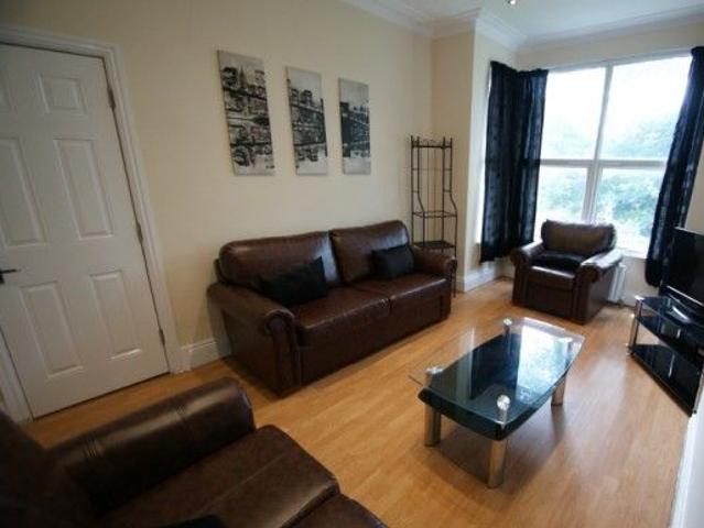 7 Bed High Cliffe, Burley, Leeds
