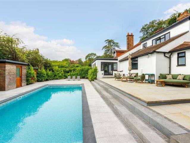 7 bed house to rent