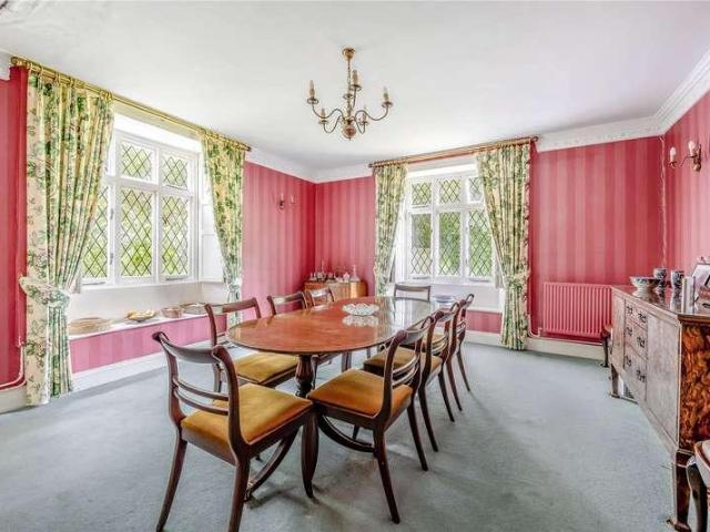 7 bed house for sale
