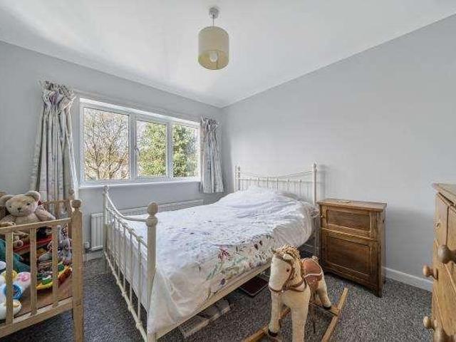 7 bed house for sale