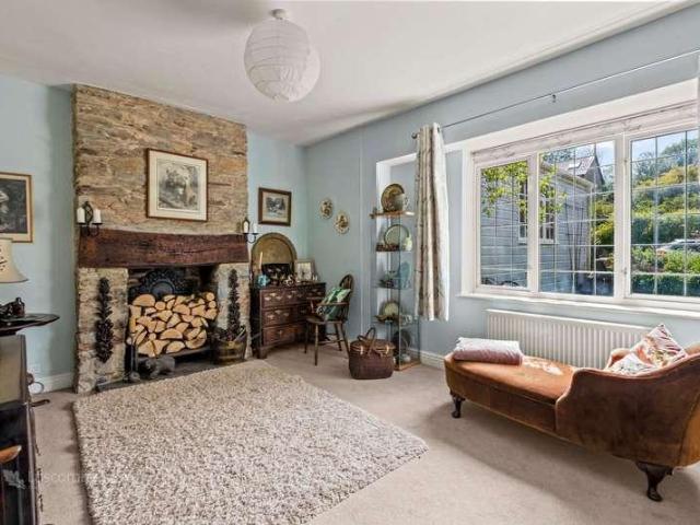 7 bed property for sale