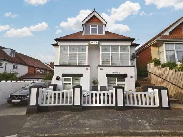 7 bed property for sale