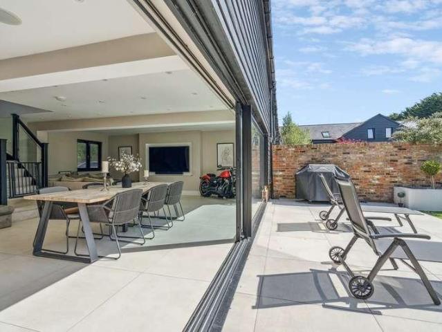 7 bed property for sale