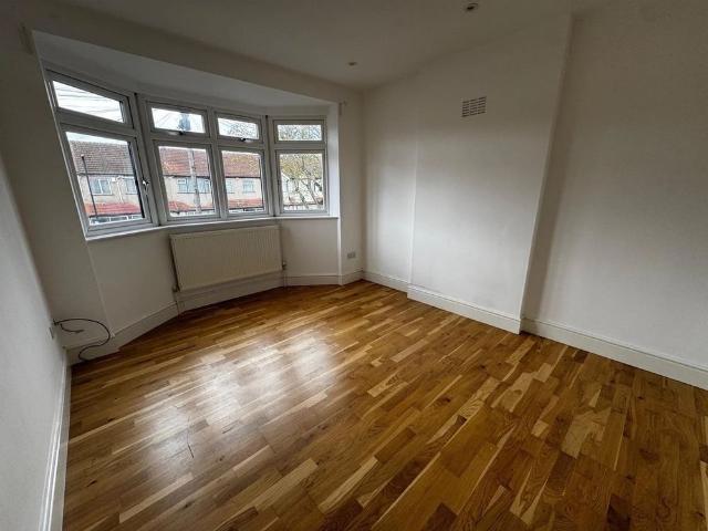 7 Bed Semi Detached House, Woodmansterne Road, SW16