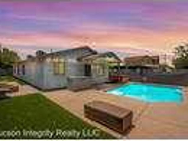 7 Bedroom 3 Bath In Tucson AZ 85719