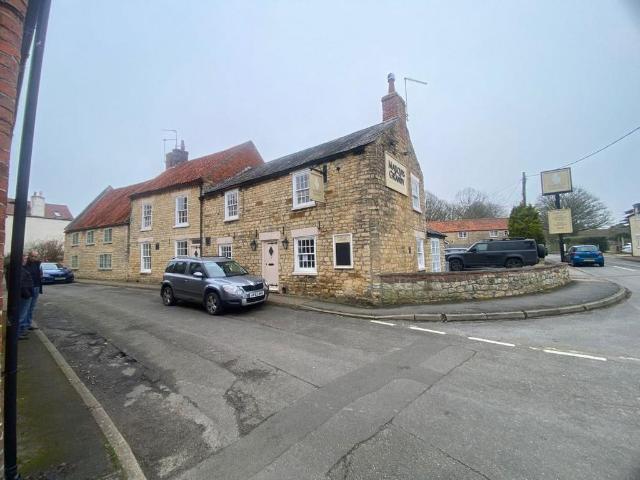 7 bedroom cottage for sale