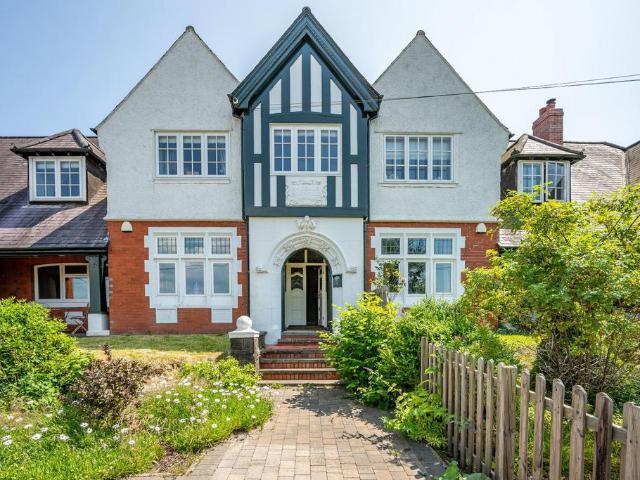 7 bedroom cottage for sale