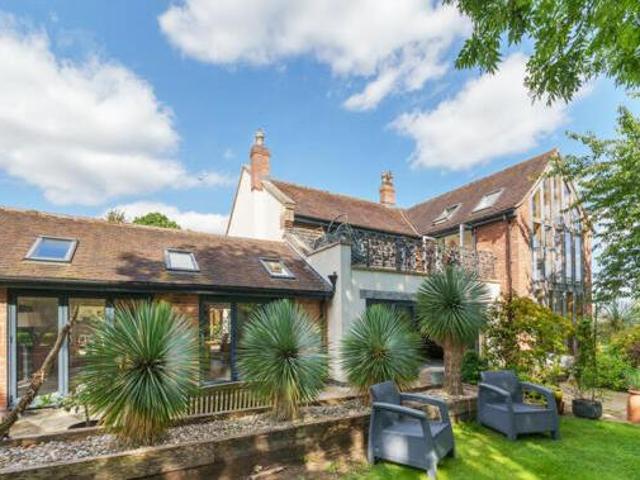 7 Bedroom Country House For Sale In Tilbrook