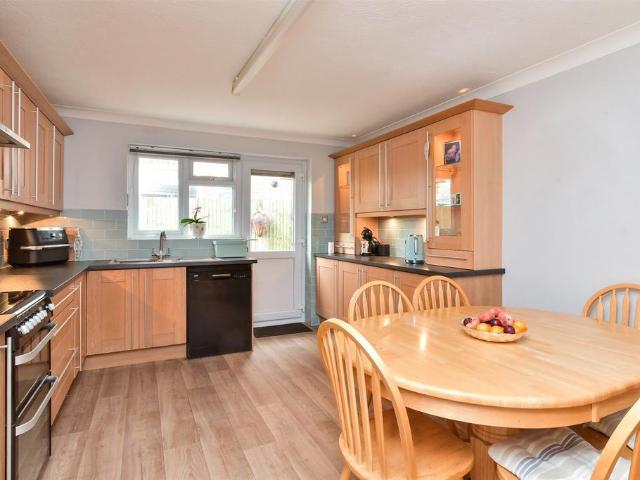 7 bedroom chalet for sale