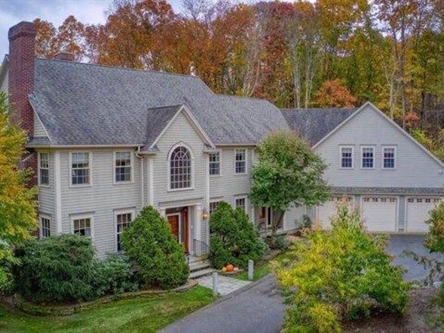 7 bedroom, Amherst MA 01002 105040770