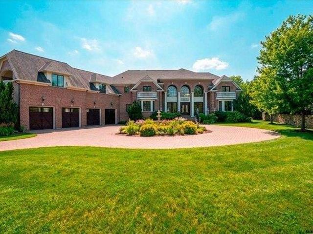 7 bedroom, Andover MA 01810 102633525