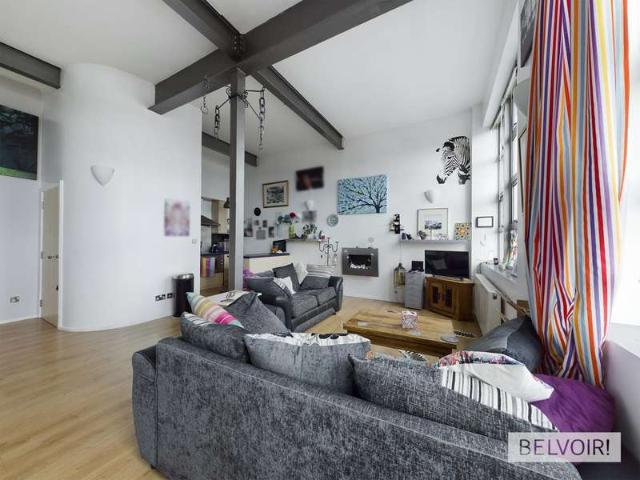 7 Bedroom Apartment Flat