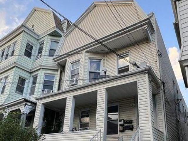 7 bedroom, Bayonne NJ 07002 102345839