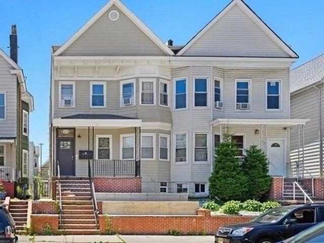 7 bedroom, Bayonne NJ 07002 104692407