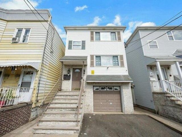 7 bedroom, Bayonne NJ 07002 104296039