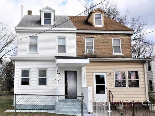 7 bedroom, Beverly NJ 08010 105160447
