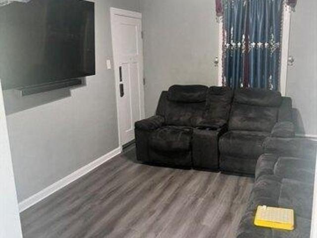 7 bedroom, Bellingham MA 02019 105124261