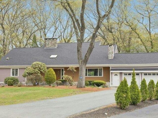 7 bedroom, Belmont MA 02478 102445566