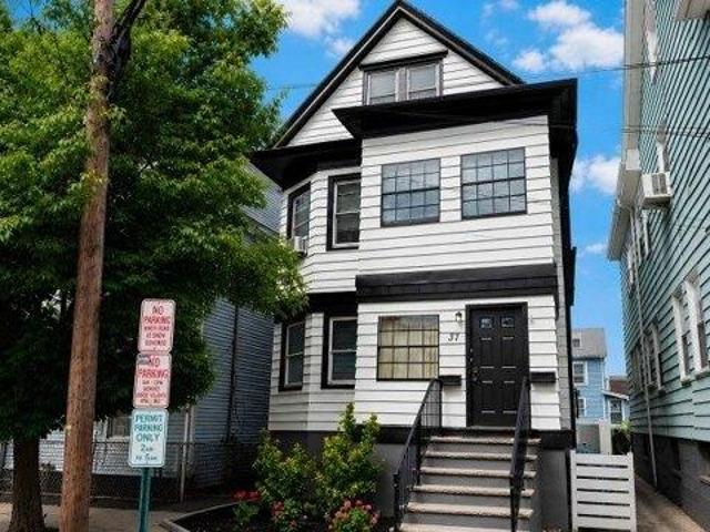 7 bedroom, Bloomfield NJ 07003 104869759