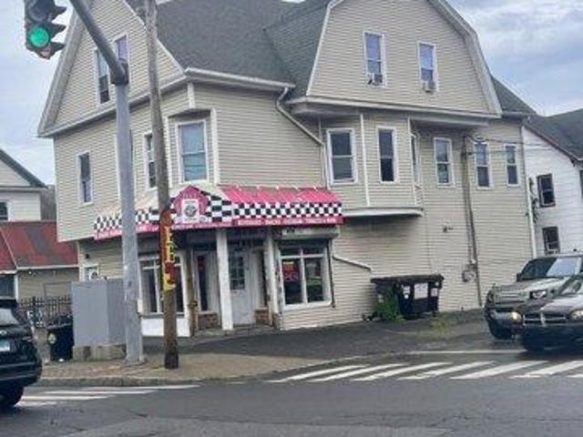 7 bedroom, Bridgeport CT 06607 104441375