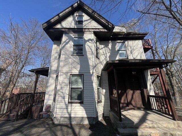 7 bedroom, Brockton MA 02301 LS89951623