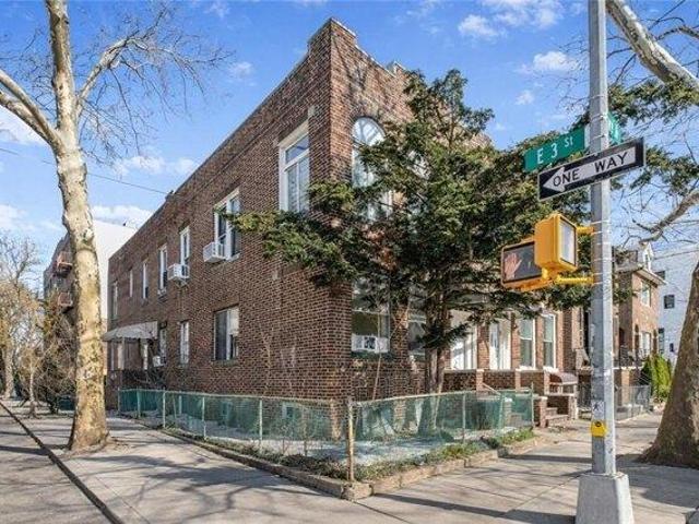 7 bedroom, Brooklyn NY 11230 103623737