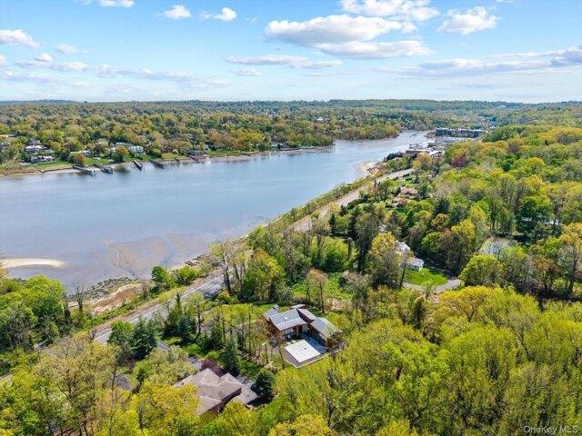 7 bedroom, Great Neck NY 11023 102528379