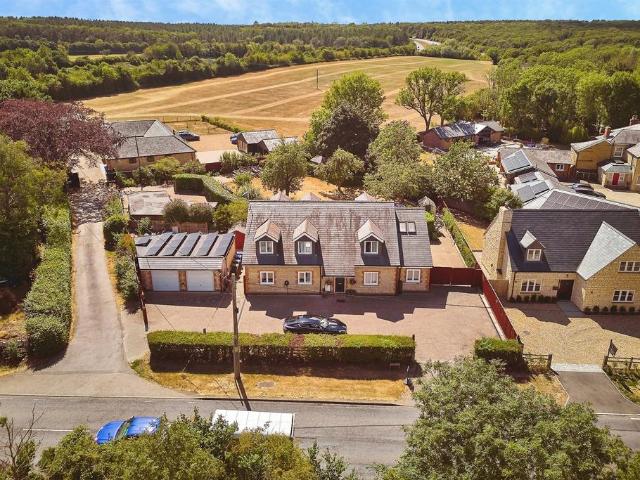 7 bedroom detached bungalow for sale