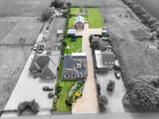7 bedroom detached bungalow for sale