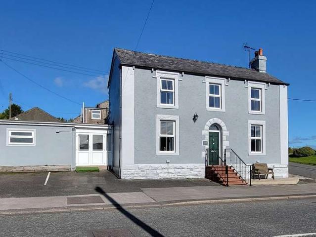 7 Bedroom Detached House