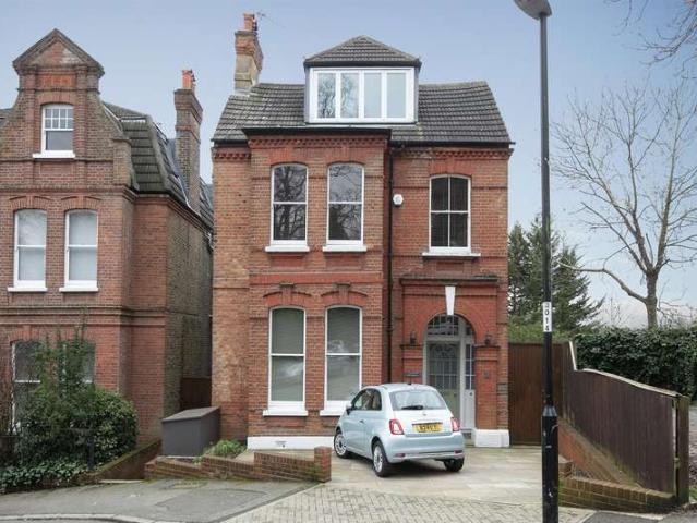 7 Bedroom Detached House