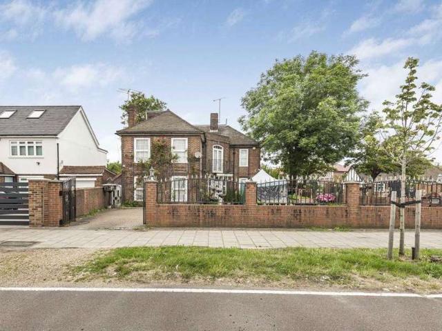 7 Bedroom Detached House